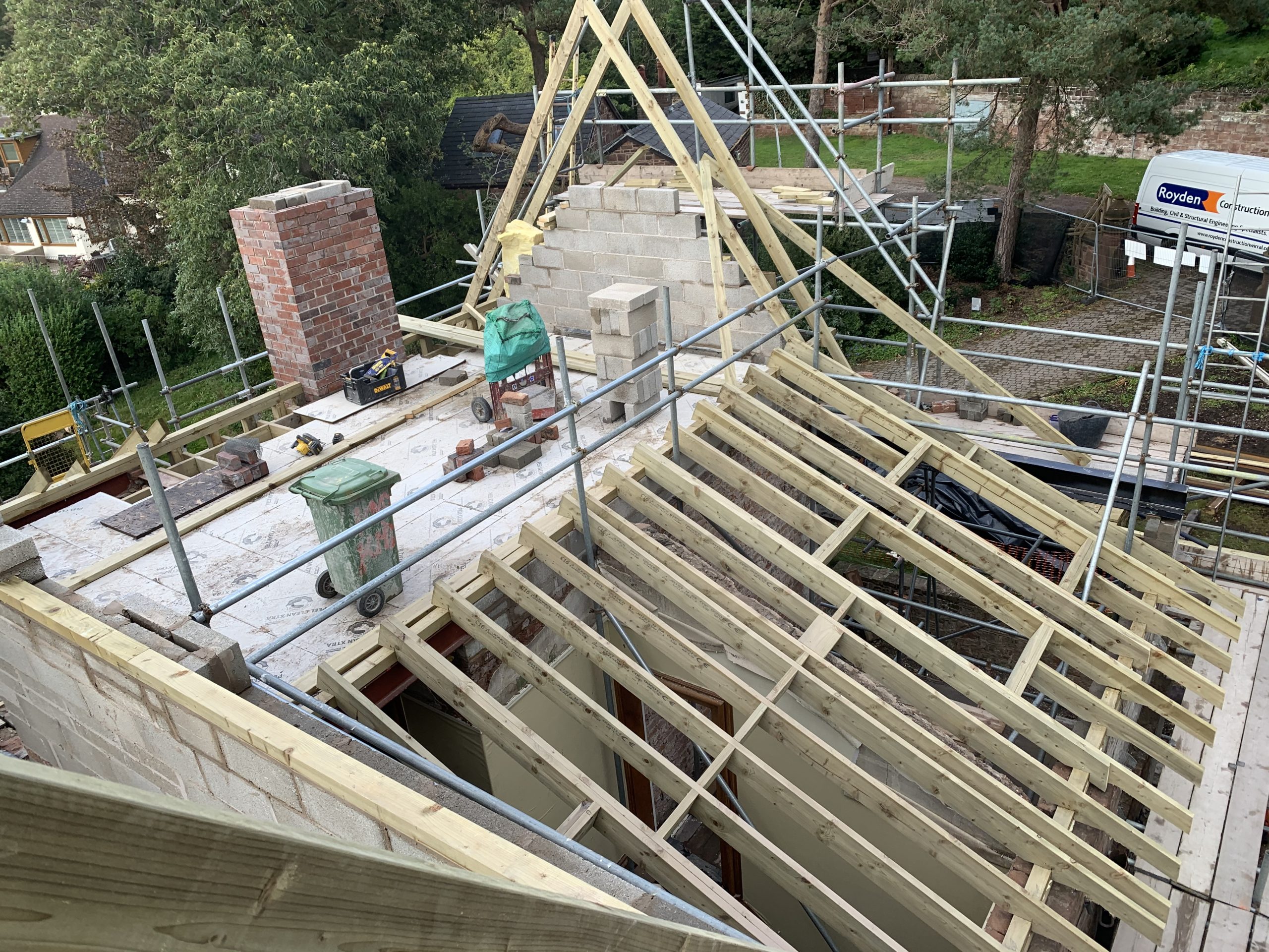 Roofs & Joists – R.J.Lucas & Sons Limited